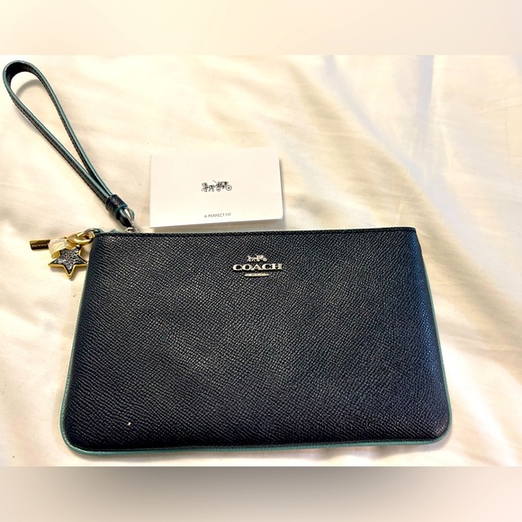 Coach | Bags | New Coach Pebble Leather Wristlet Blue With Aqua Piping ...